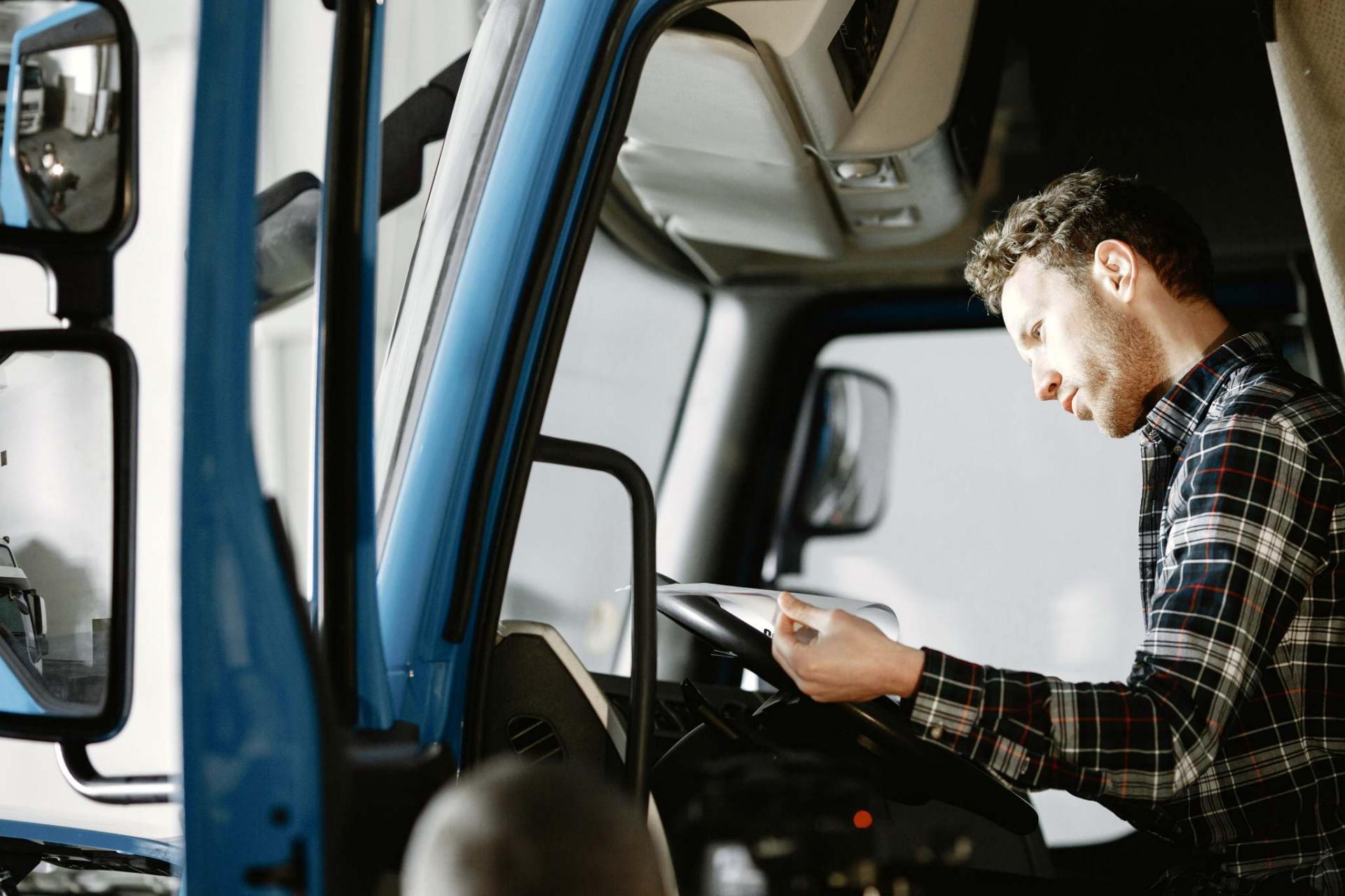 Hiring and Keeping Great Truck Drivers: What Fleet Managers Need to ...